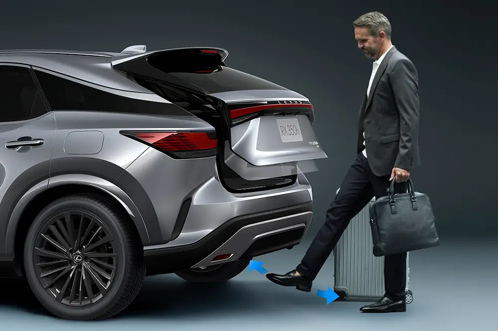 RX I Luxury SUV I Lexus Oman